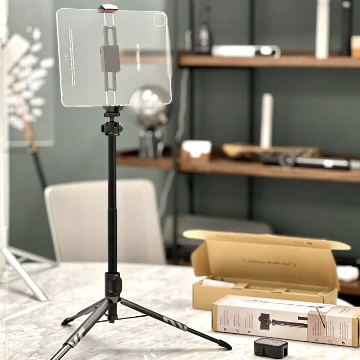 KraftGeek Variety Tripod with Phone/Tablet FlexyMount Kit – The Mighty ...